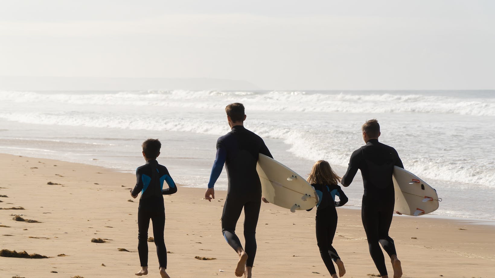 Surfing for Beginners Guide: Techniques, Safety & Spots - adventuretwo
